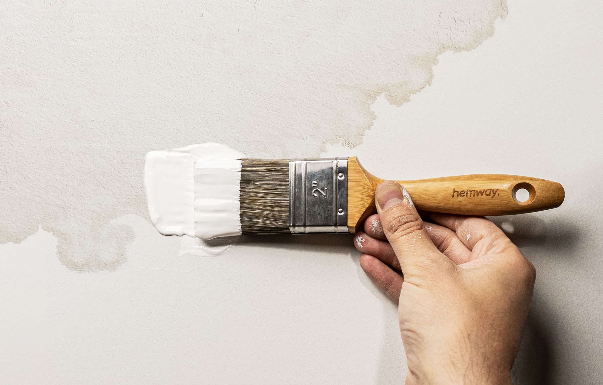 Stain Blocker Paint: Protect Your Walls from Stains | Blog | Hemway